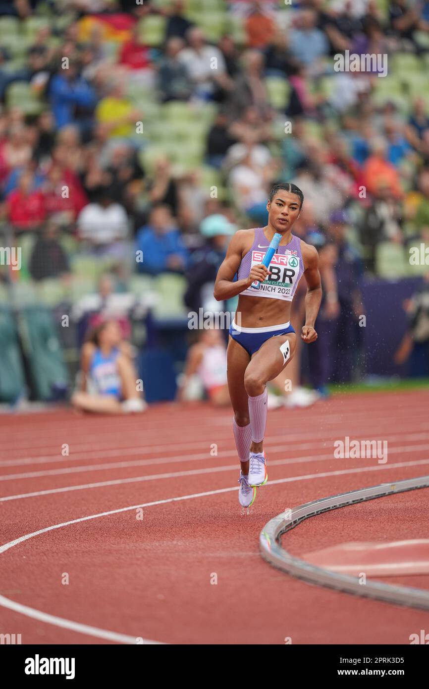 Nicole Yeargin participating in the 4x400 meters relay of the European ...