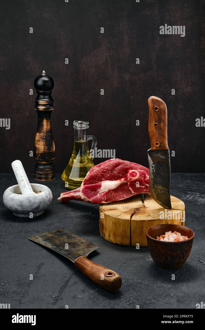 Raw lamb leg cut (photo with full depth of field Stock Photo - Alamy