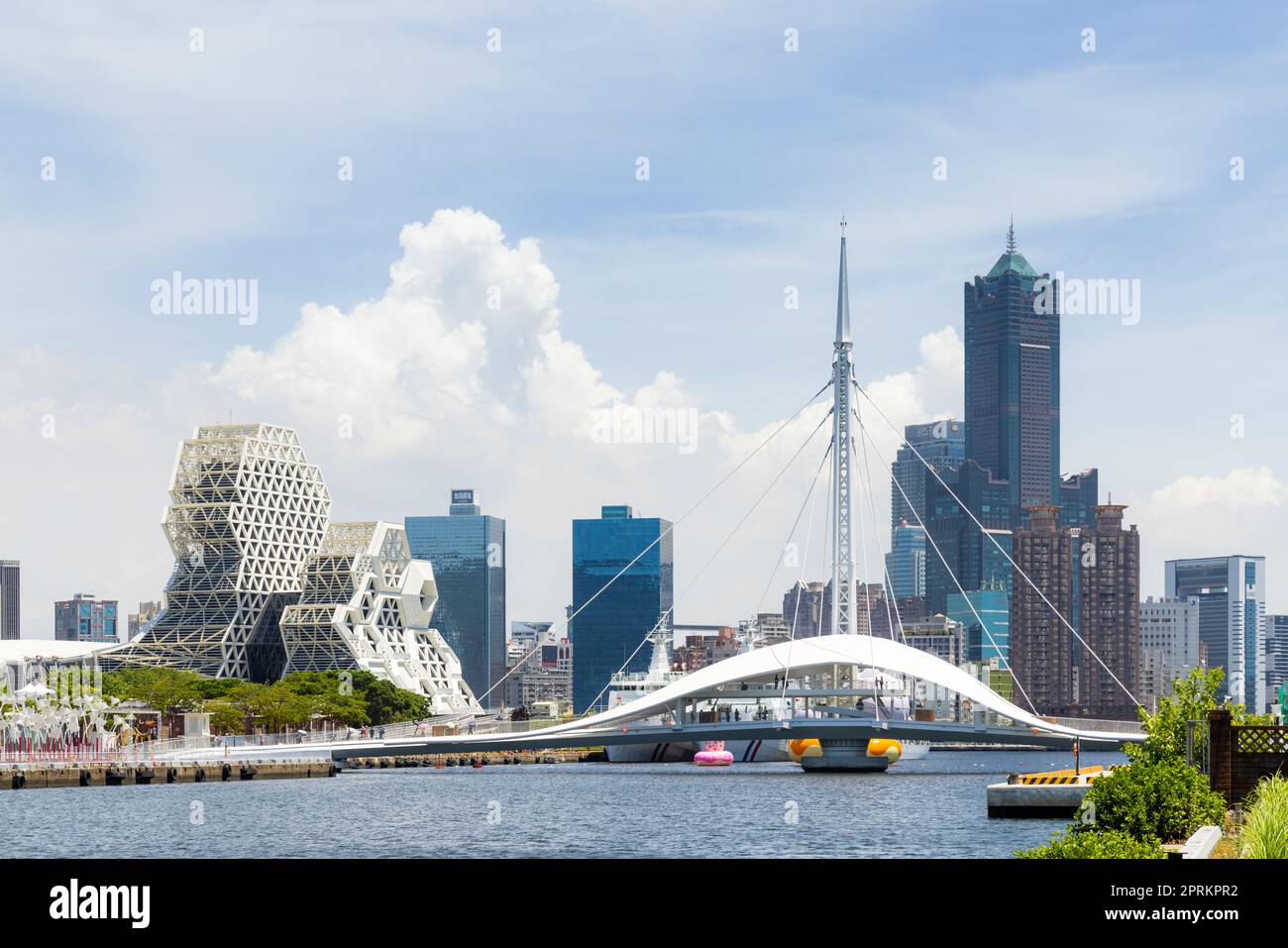 Kaohsiung, Taiwan, 27 August 2022: Kaohsiung harbor and dagang bridge ...