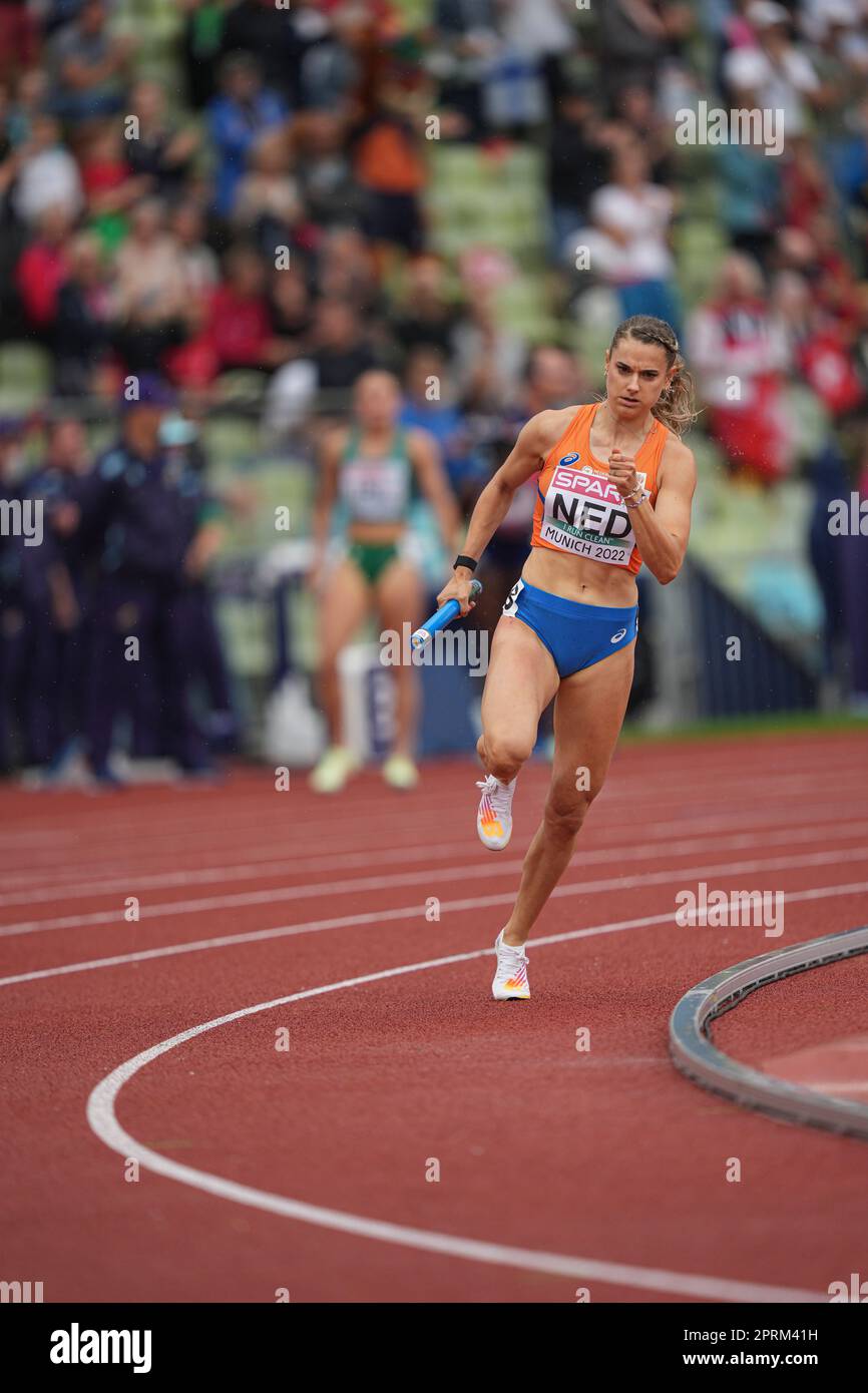 Laura de Witte participating in the 4x400 meters relay of the European ...