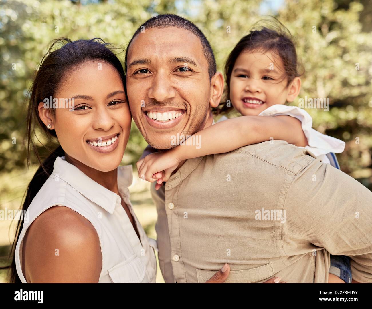 Multicultural family hi-res stock photography and images - Alamy
