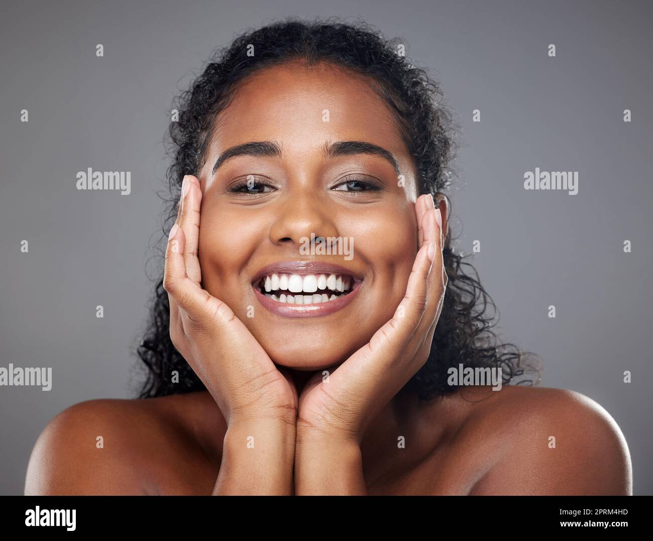 Natural Makeup For Indian Skin