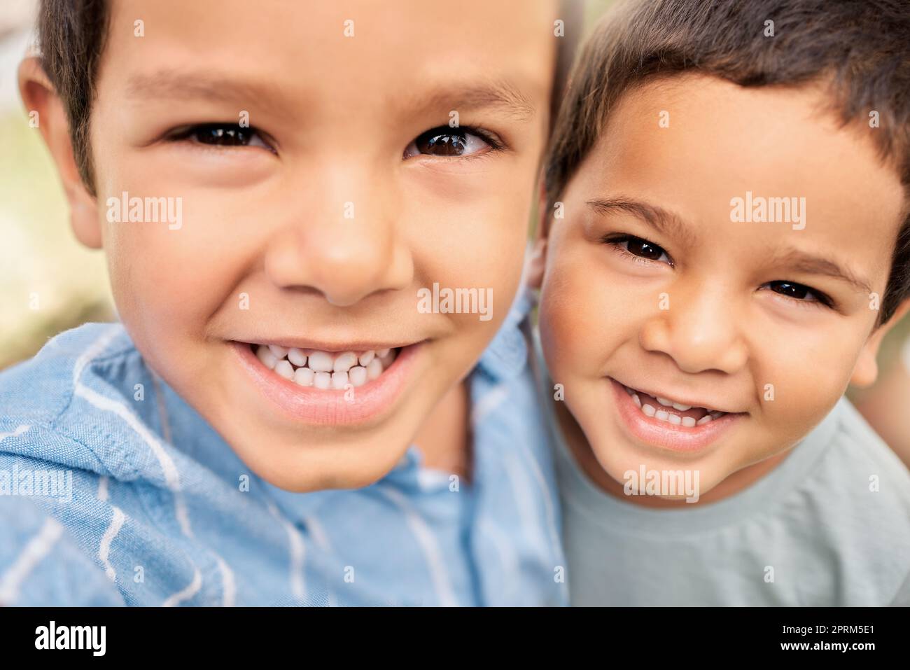 Small brothe hi-res stock photography and images - Alamy