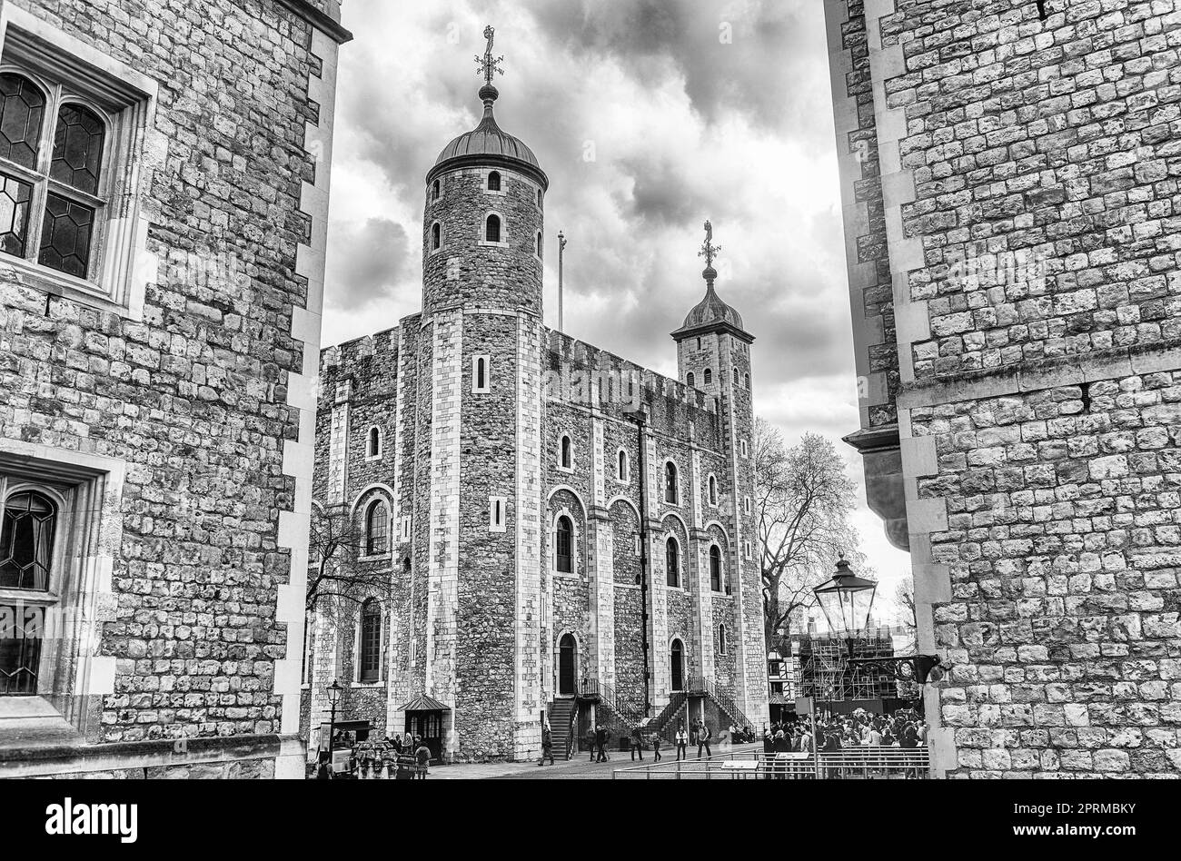 LONDON - APRIL 13, 2022: The White Tower, one of the main buildings ...