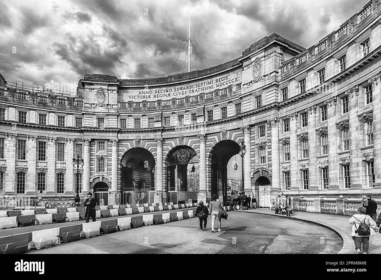 Road to 2022 Black and White Stock Photos & Images - Alamy