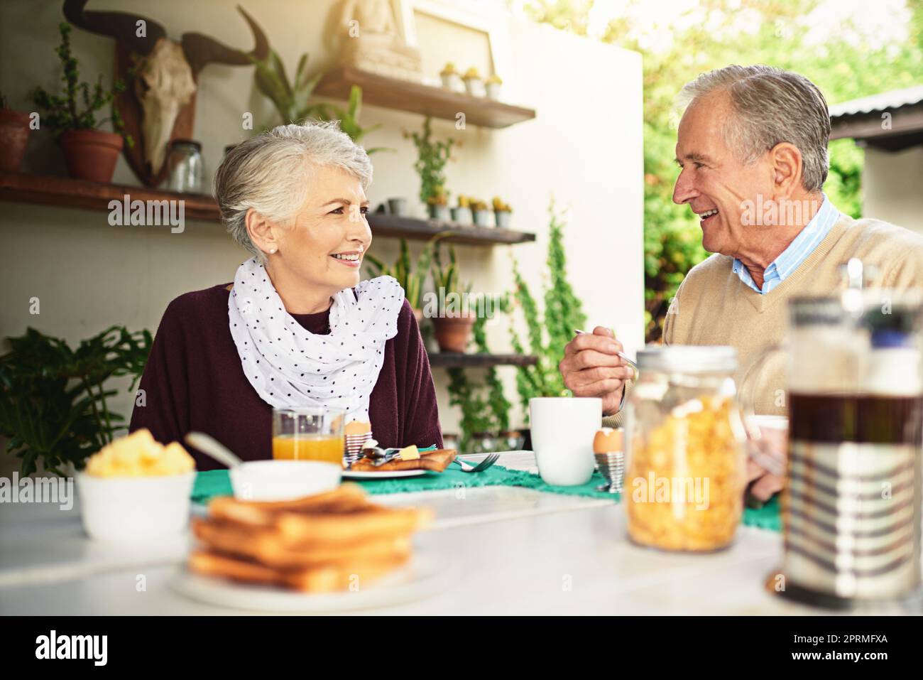 Happy retirement home hi-res stock photography and images - Alamy