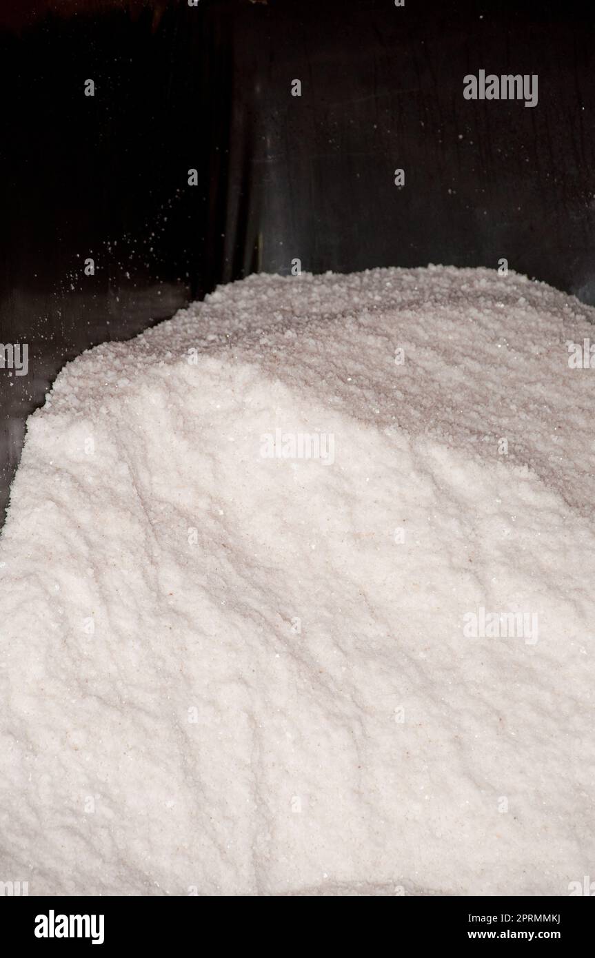 Mound of sea salt for human consumption Stock Photo - Alamy