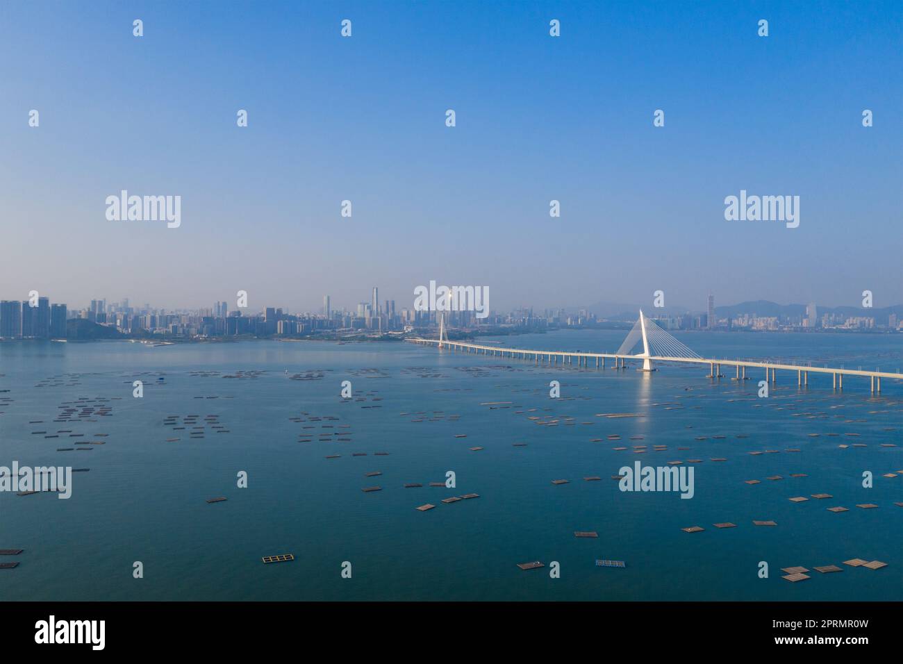 Hong kong shenzhen bridge hi-res stock photography and images - Alamy