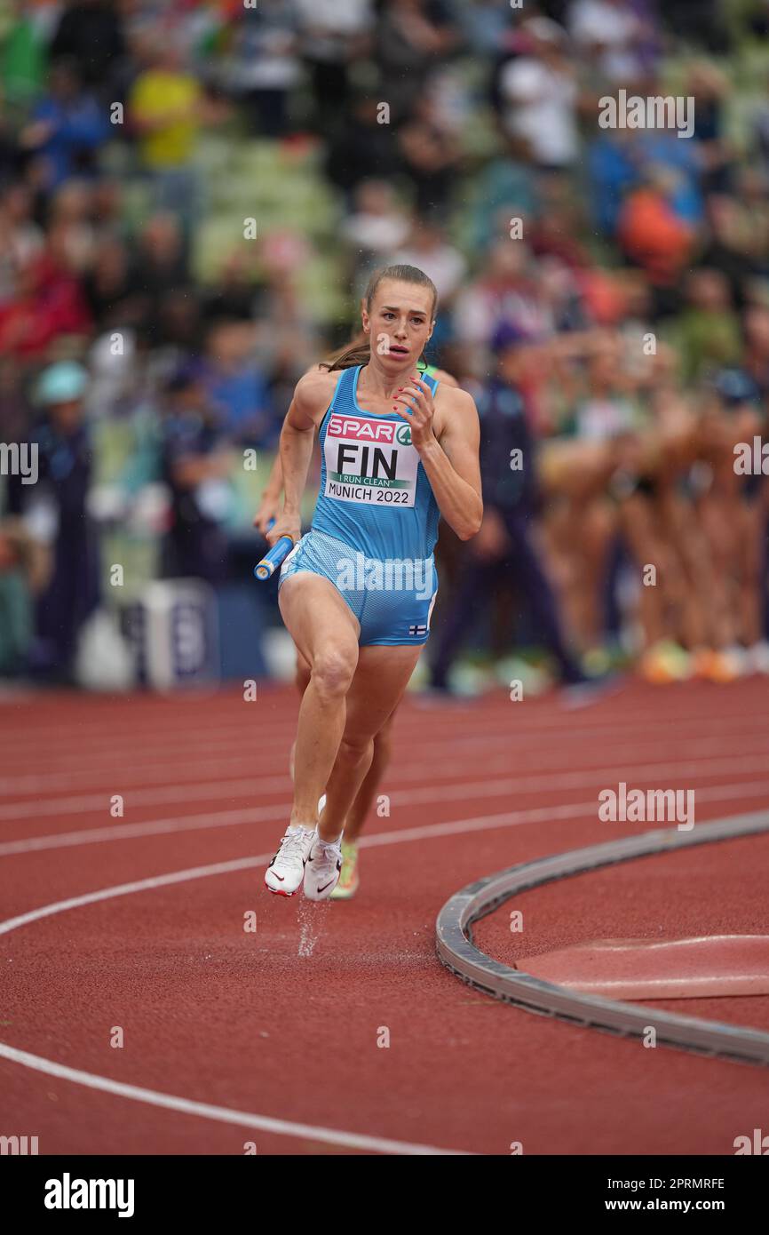 Kristiina HALONEN participating in the 4x400 meters relay of the ...