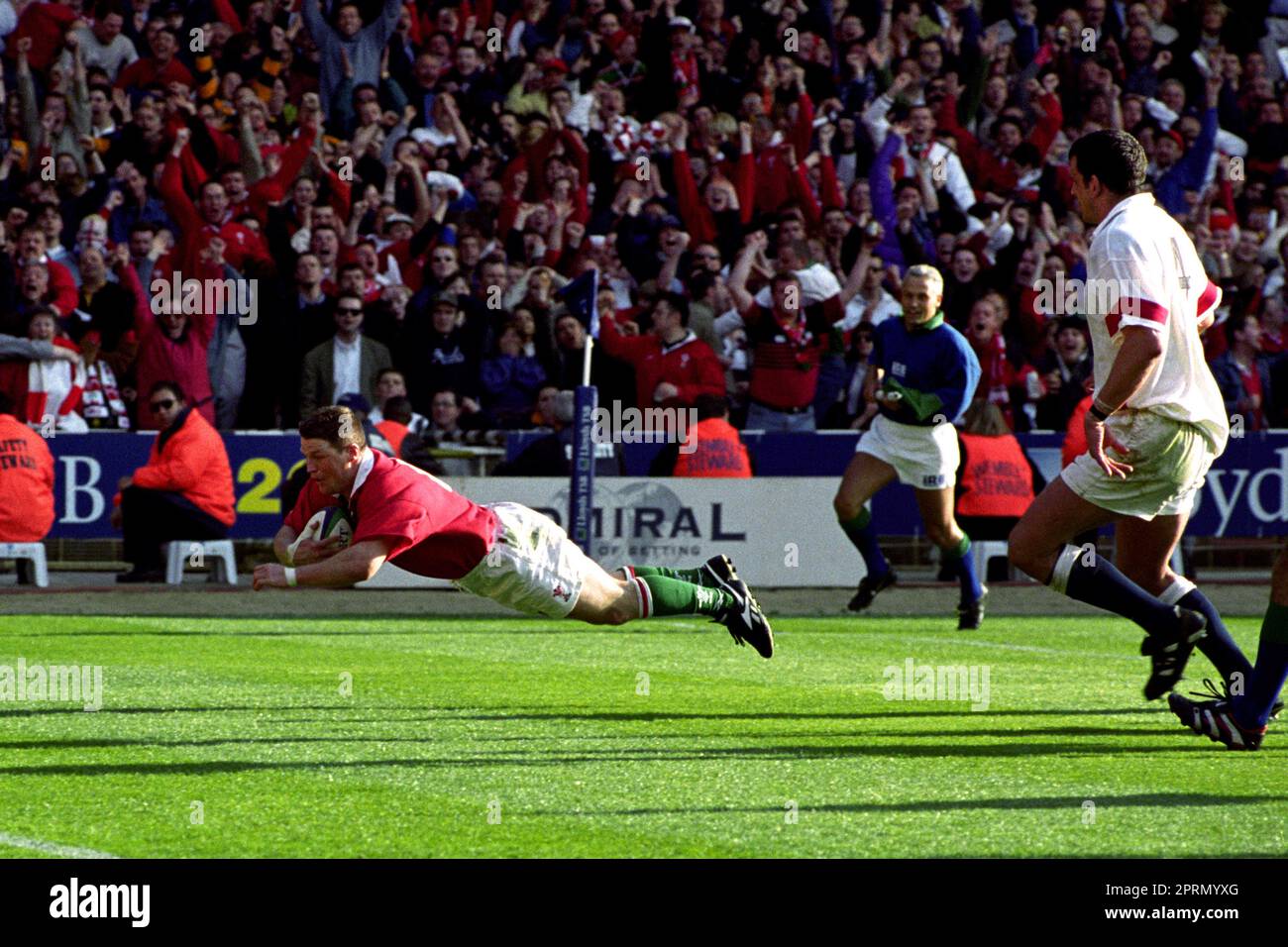 Scott gibbs try hi-res stock photography and images - Alamy