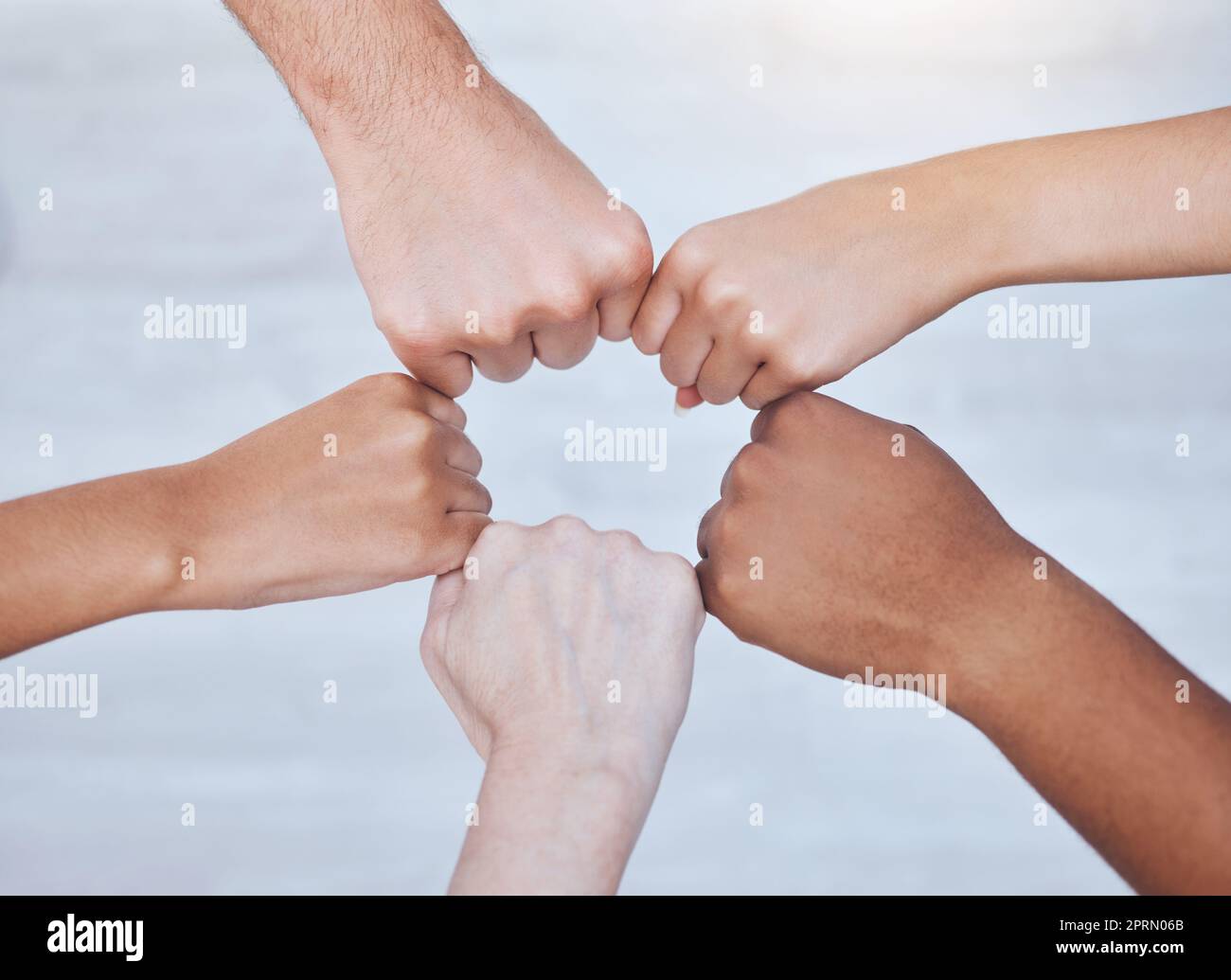 Team building trust exercise hi-res stock photography and images - Alamy