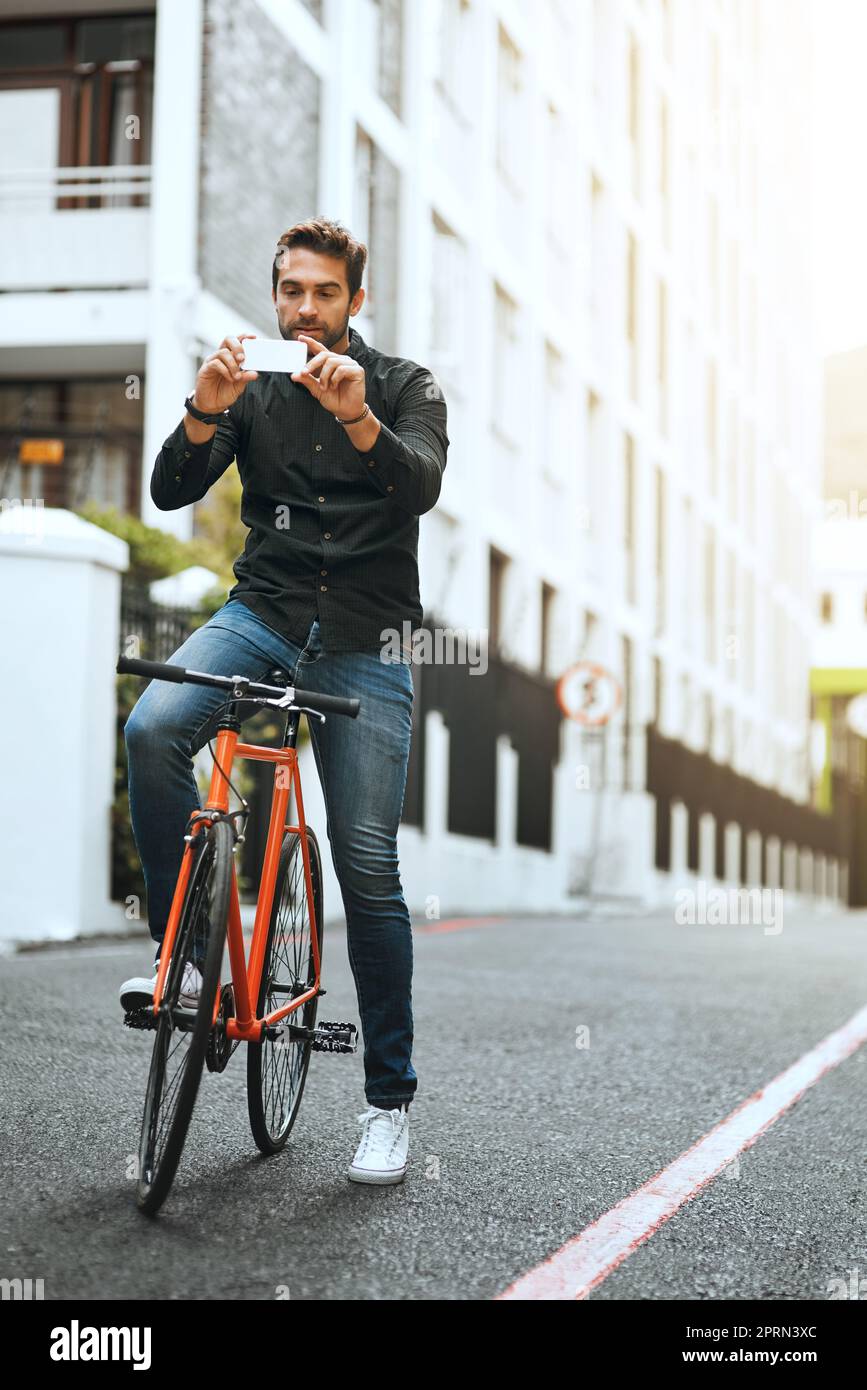 Snapping pictures hi-res stock photography and images - Alamy