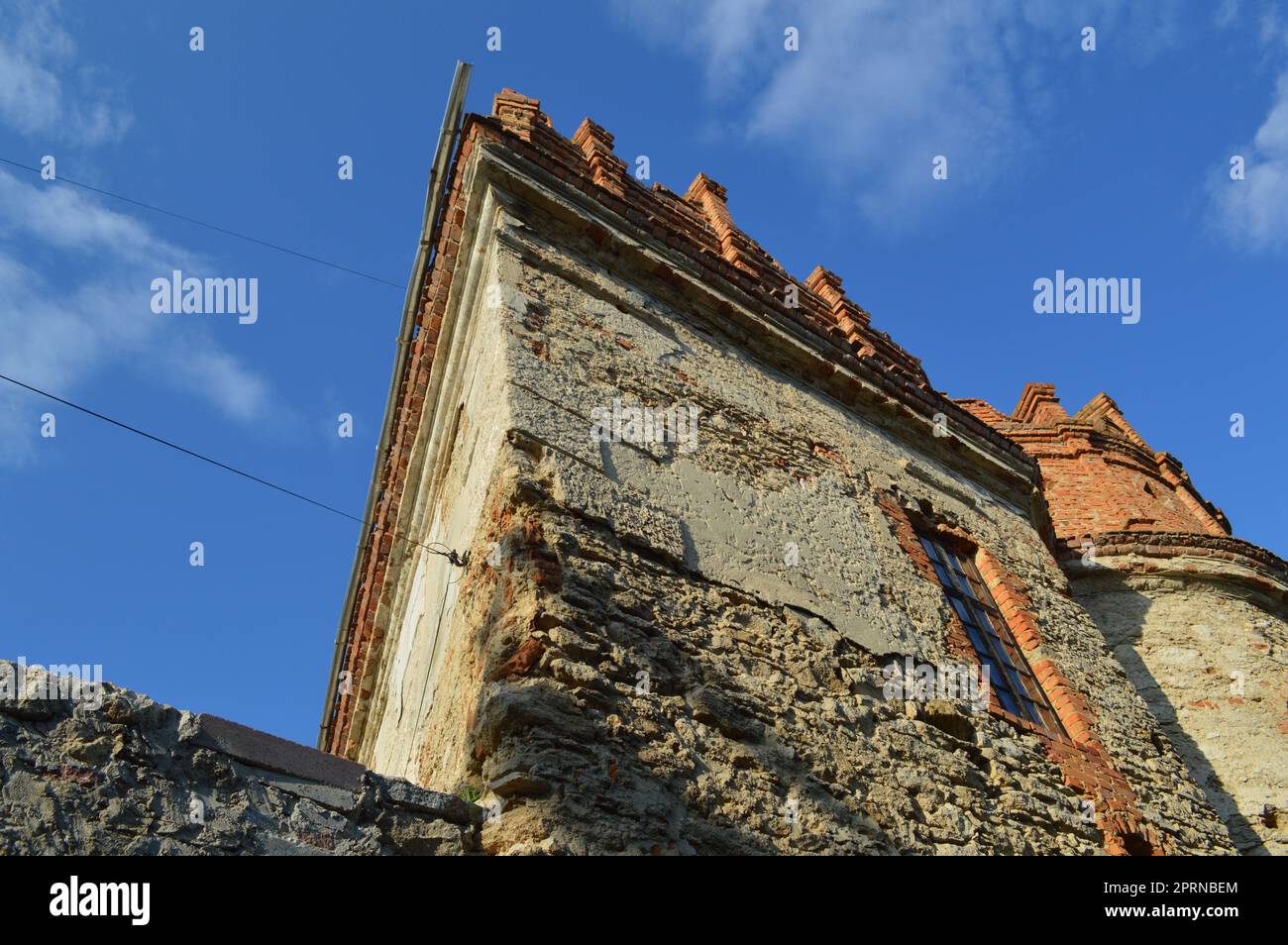 Architecture of an ancient castle Stock Photo - Alamy