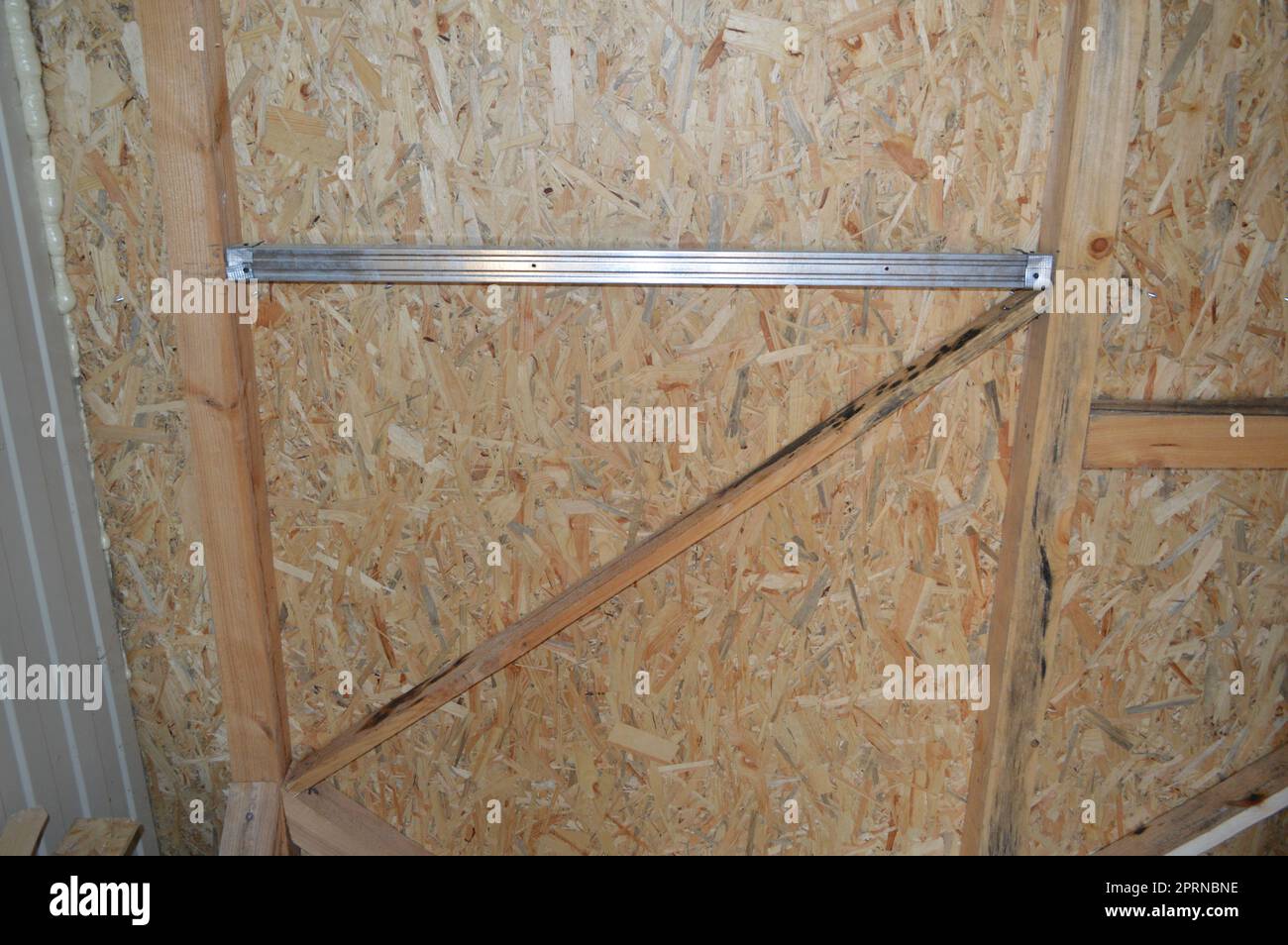 Installation of a suspended structure for drywall Stock Photo - Alamy