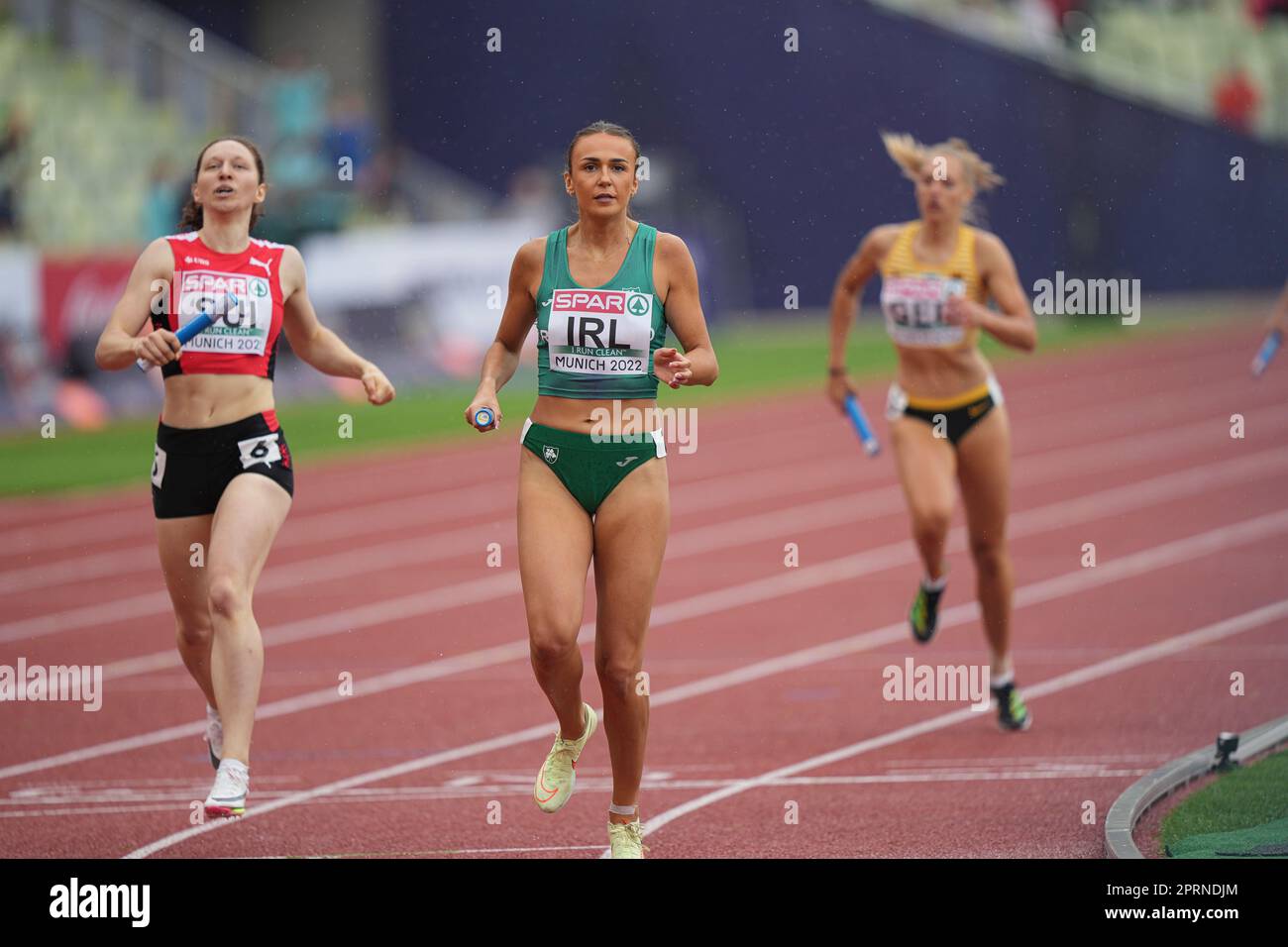 Sharlene Mawdsley participating in the 4x400 meters relay of the ...