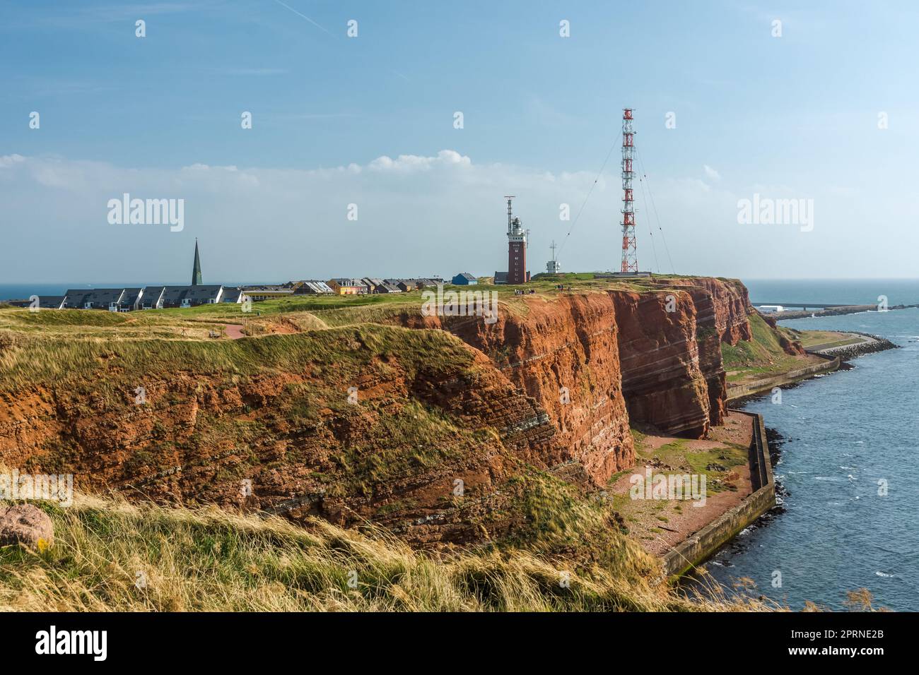 Cliff rock face seascape lighthouse hi-res stock photography and images ...