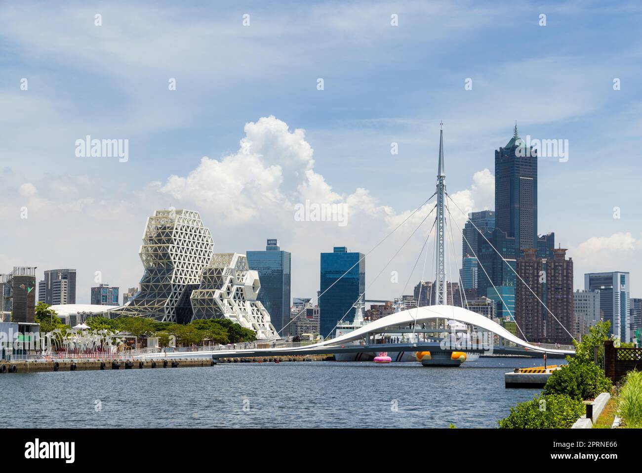 Kaohsiung, Taiwan, 27 August 2022: Kaohsiung harbor and dagang bridge ...