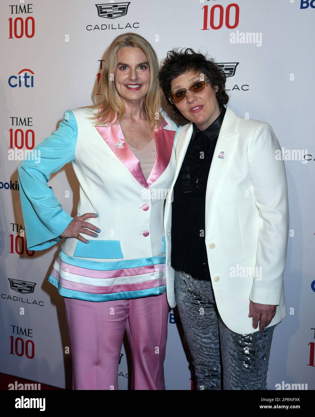 April 27, 2023, New York, New York, USA: Sarah Kate Ellis and Kristen ...