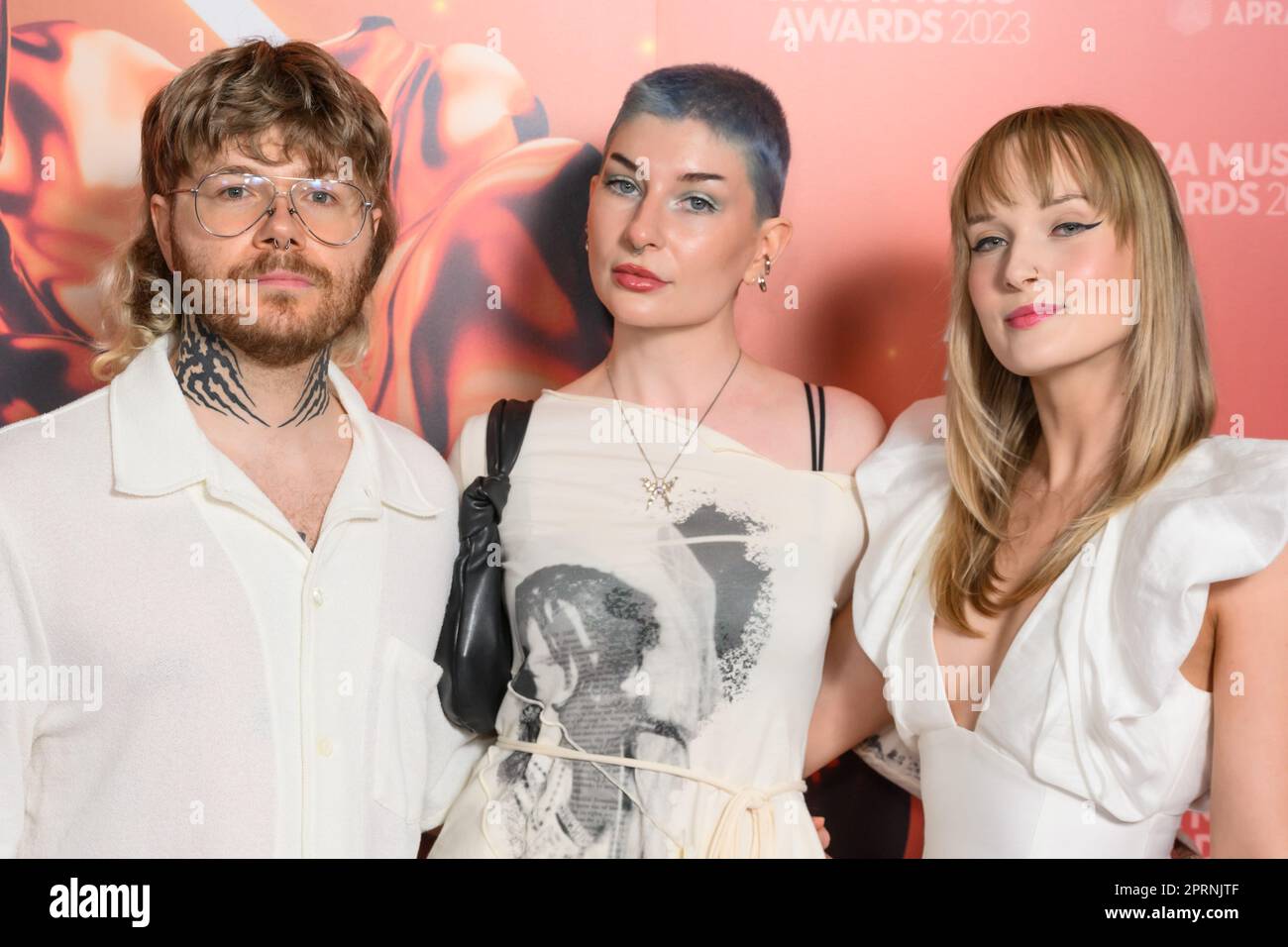 Gretta Ray (right) arrives at the 2023 APRA Music Awards at the ...