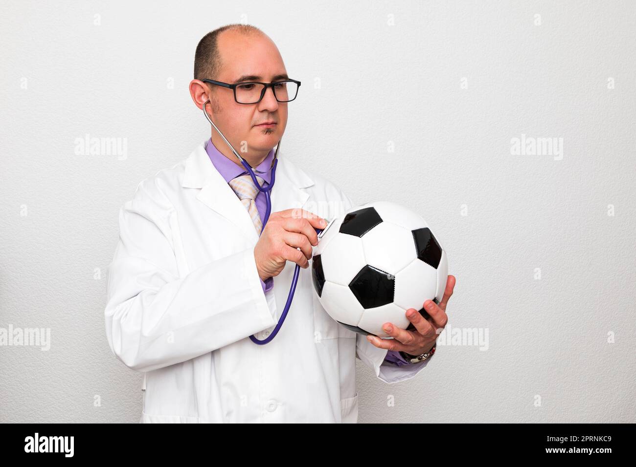 Sport doctor test hi-res stock photography and images - Alamy