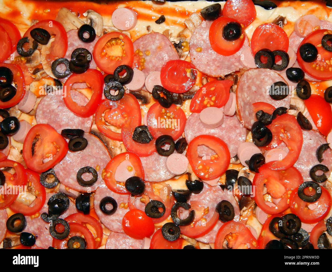 Cooking pizza step-by-step recipe with ingredients Stock Photo - Alamy