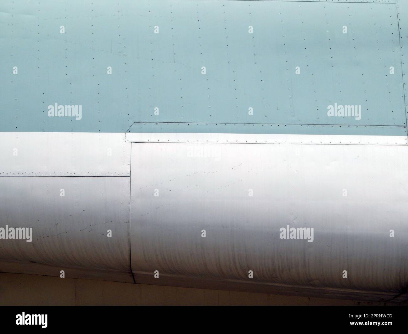 Aircraft metal plating texture rivets hi-res stock photography and ...