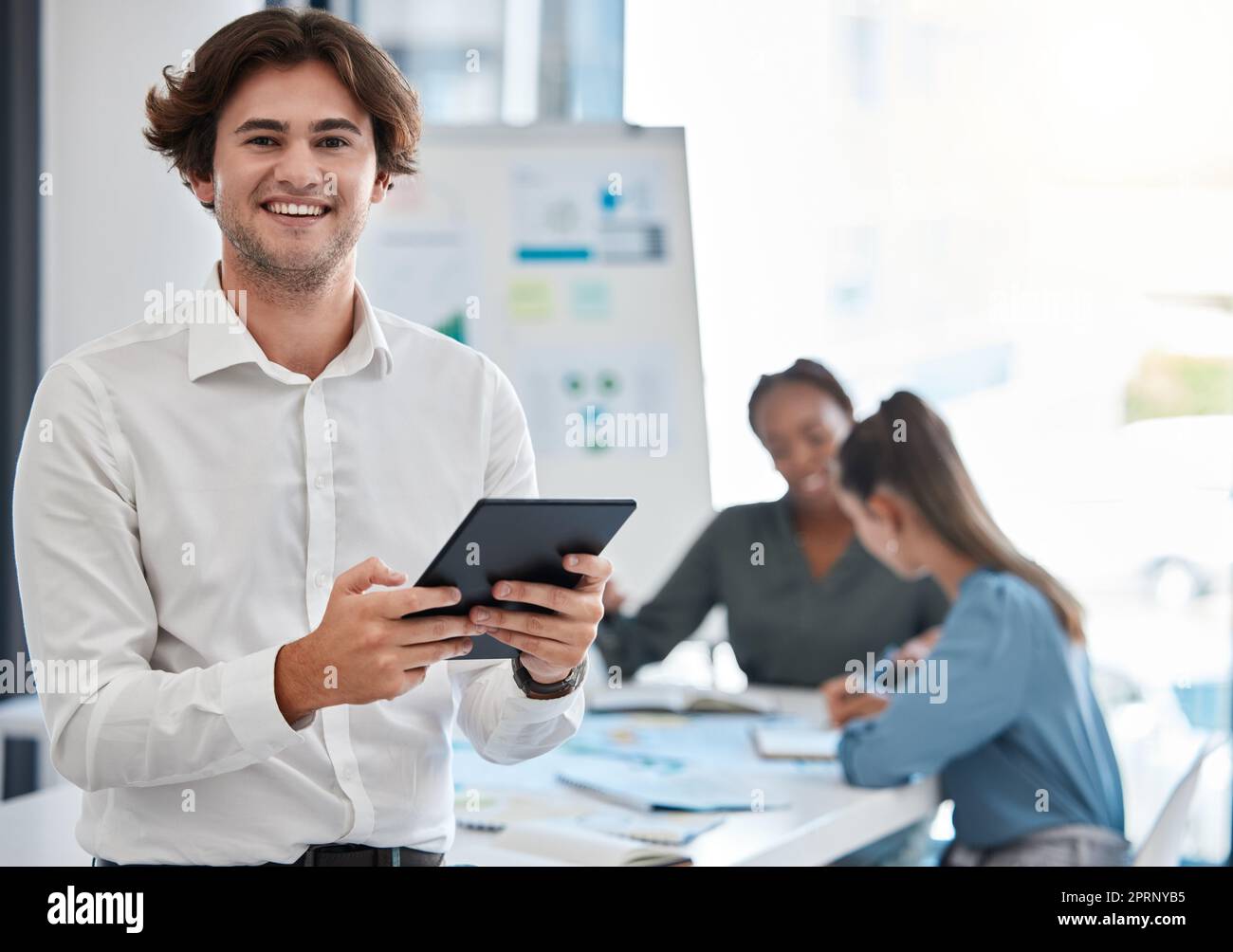 Employee intern office hi-res stock photography and images - Alamy