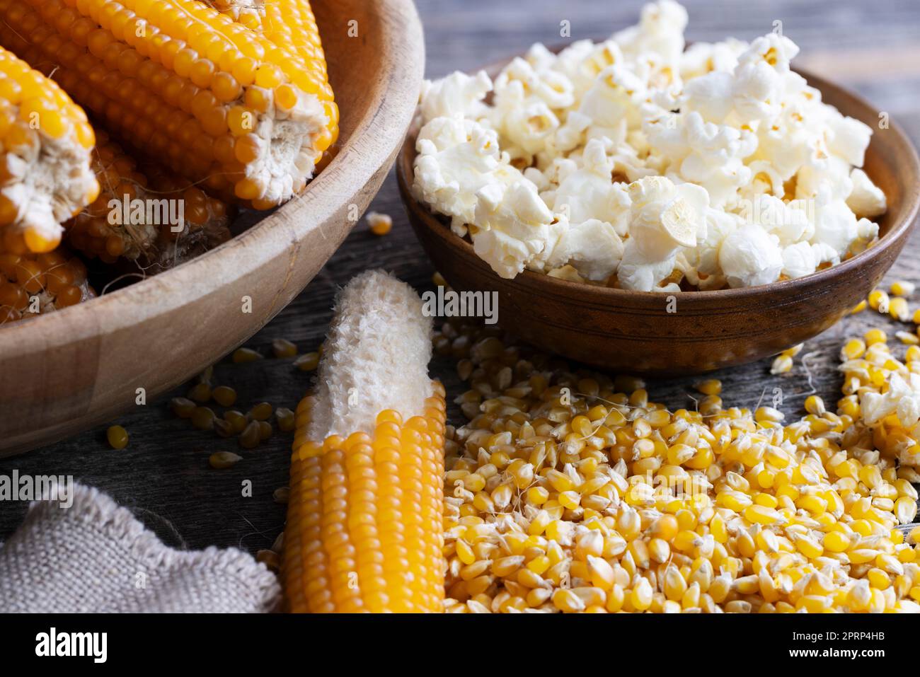 Popcorn on the Cob and Popped Stock Photo - Alamy