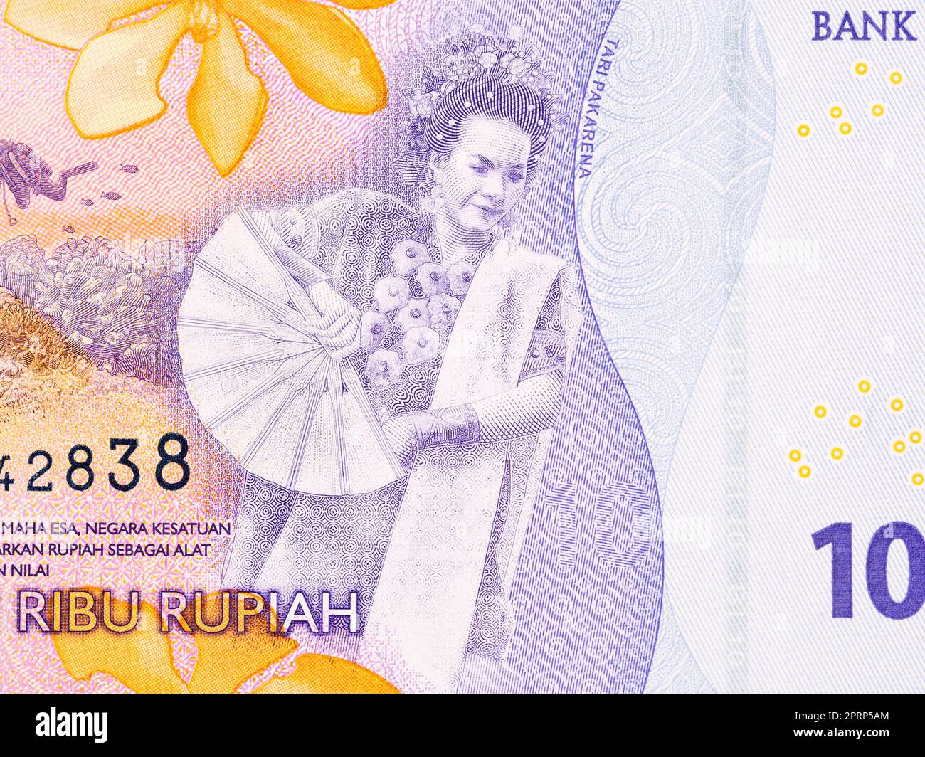 Pakarena dance from Indonesian money Stock Photo - Alamy