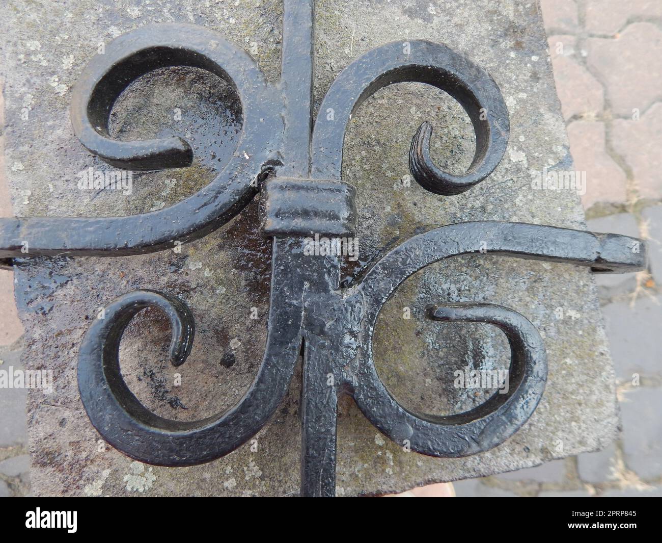 Forging from metal objects of urban architecture Stock Photo - Alamy