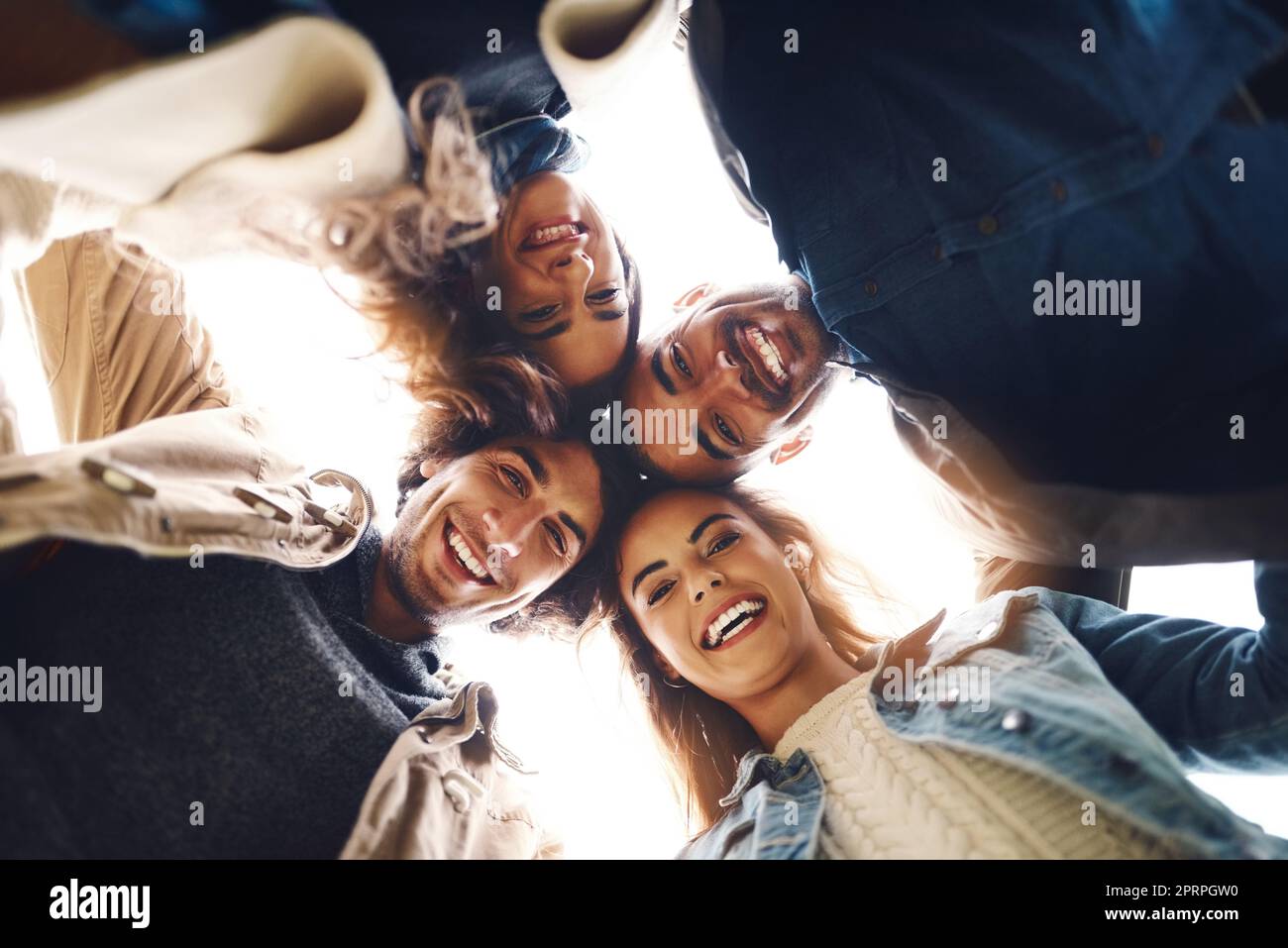 Women out socializing together hi-res stock photography and images - Alamy