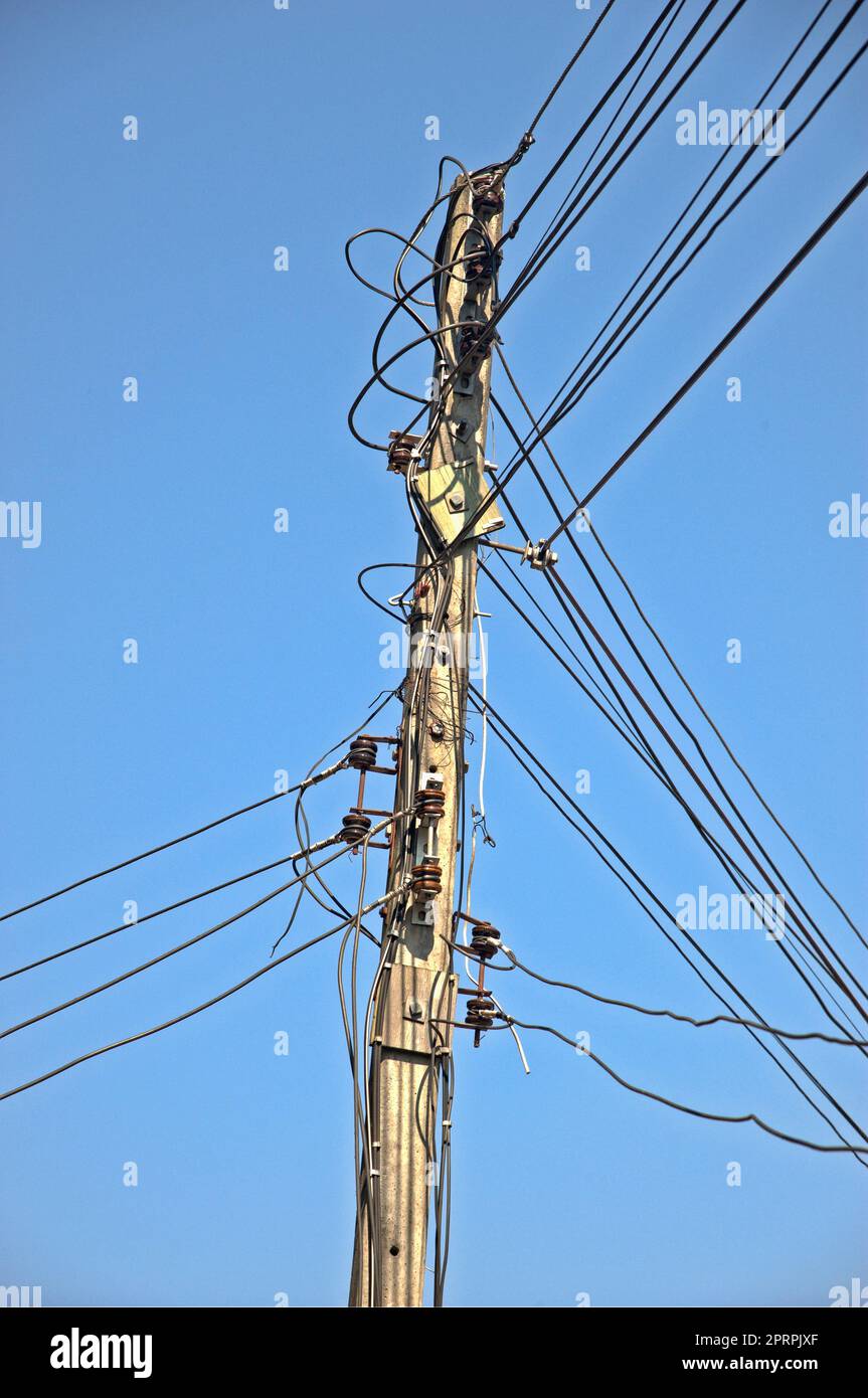 Grid pole hi-res stock photography and images - Alamy