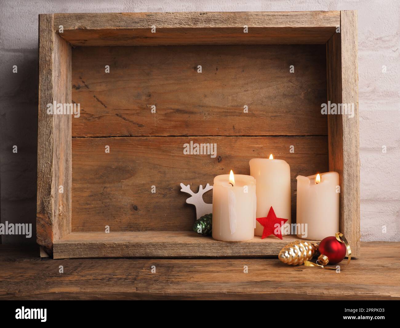 Advent candles in snow hi-res stock photography and images - Alamy