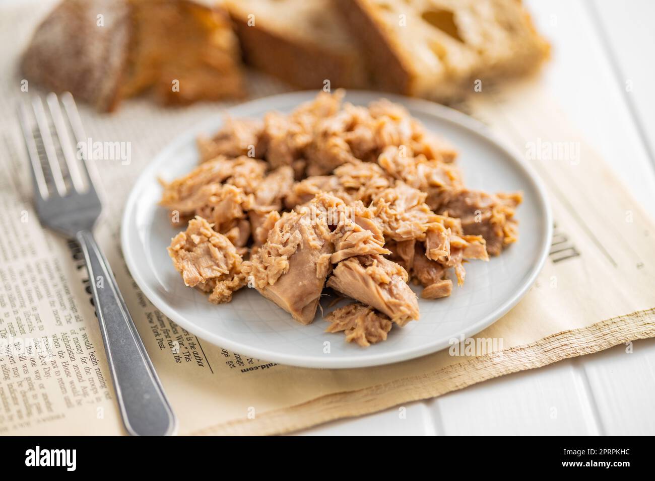 Canned tuna fish on the plate Stock Photo - Alamy