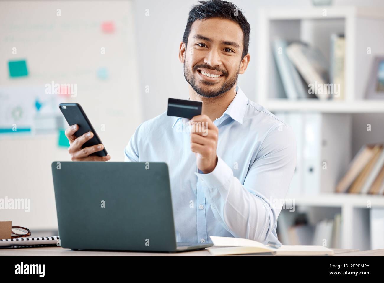 App working hi-res stock photography and images - Alamy