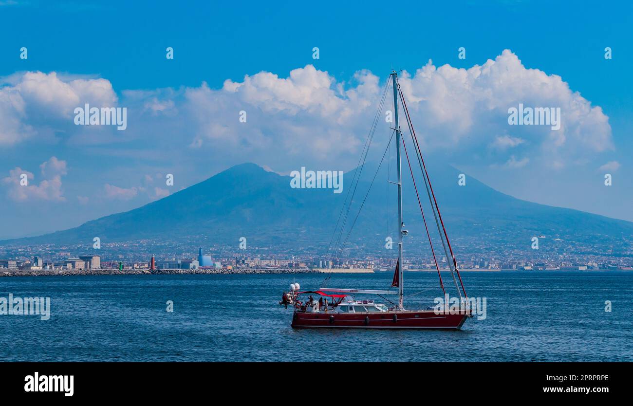Mount Vesuvius V Stock Photo - Alamy