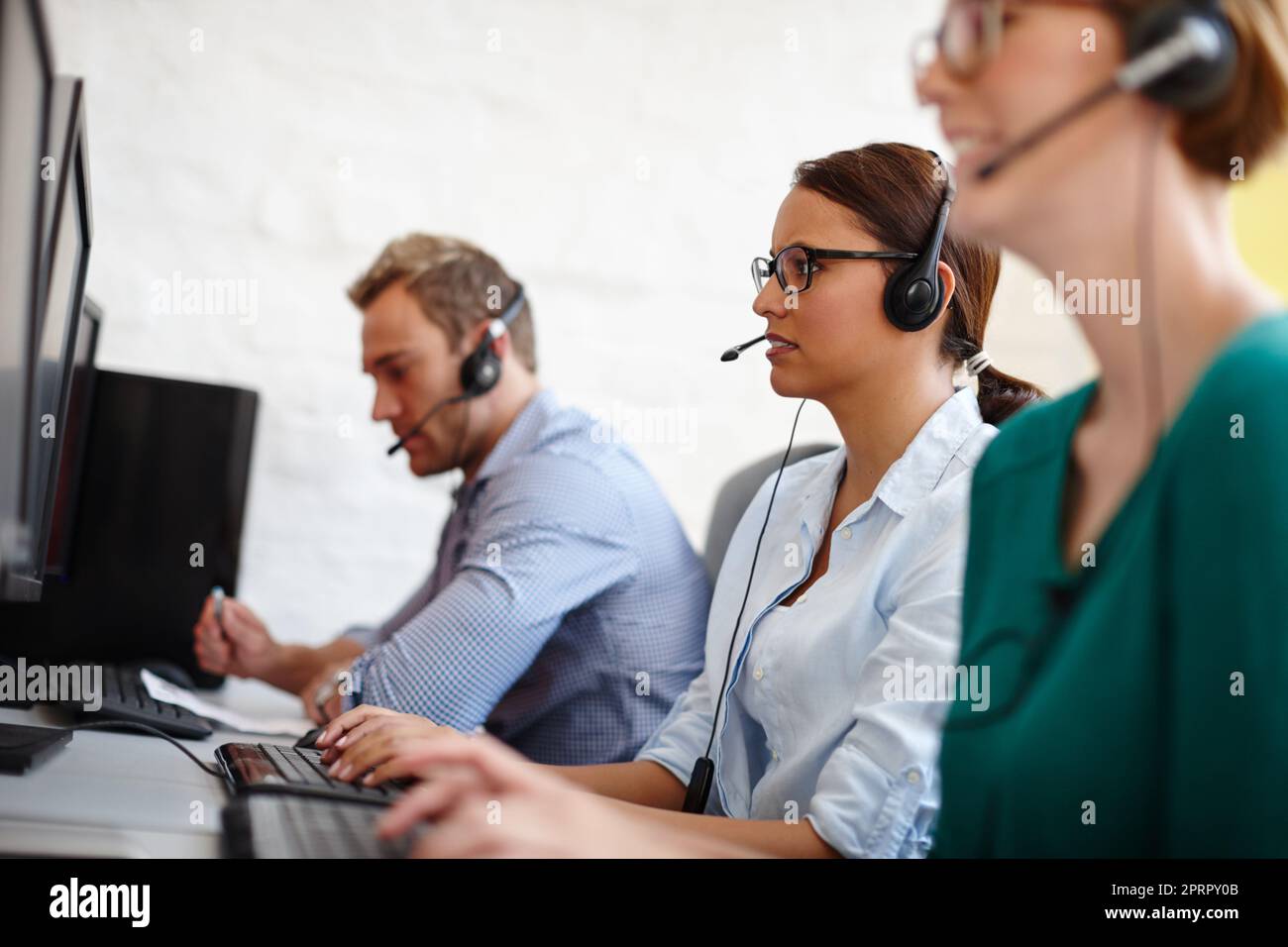 Online queries hi-res stock photography and images - Alamy