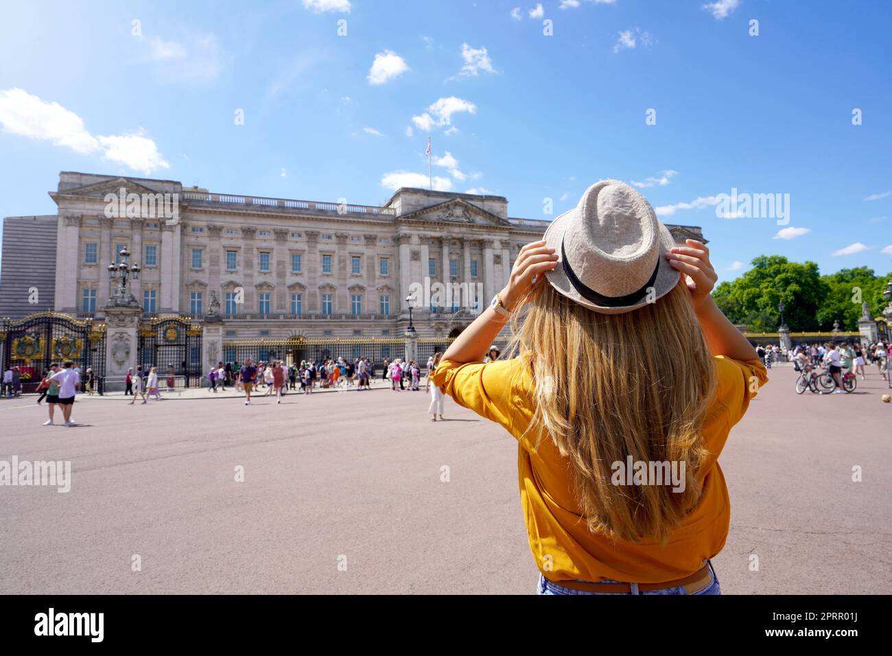 Back view of young tourist woman visiting London, United Kingdom Stock ...