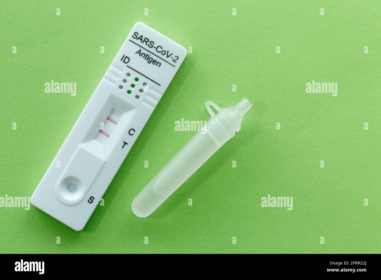 Positive test result by using rapid test device for COVID-19 Stock ...