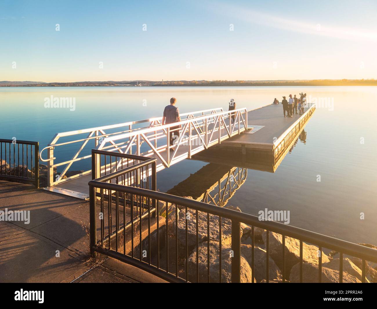 Syracuse, New York - Oct 29, 2022: Landscape View of Onondaga Lake Pier ...