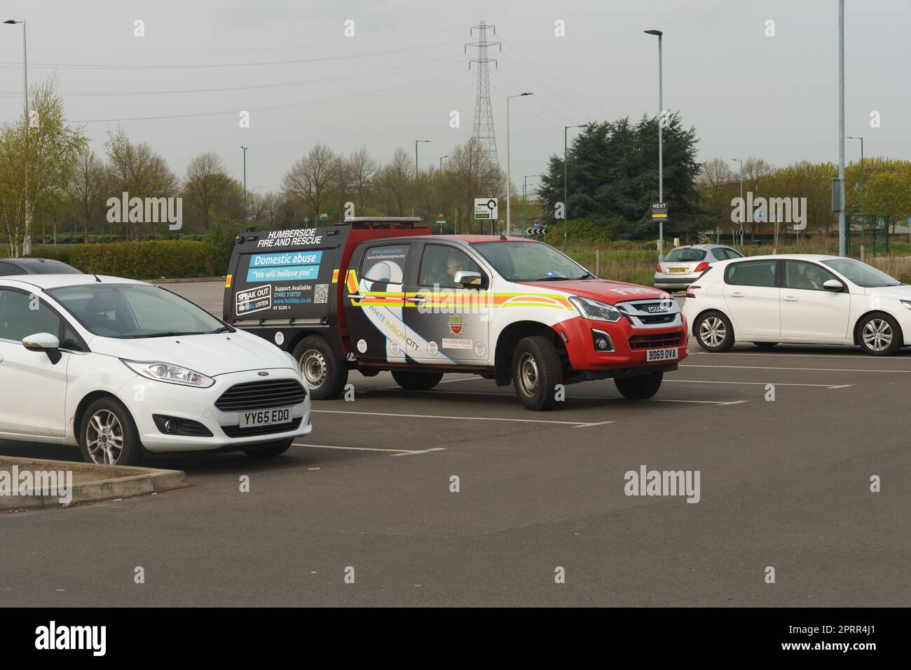 April 27th 2023, Kingswoood. Hull. Fire engines called to a possible ...