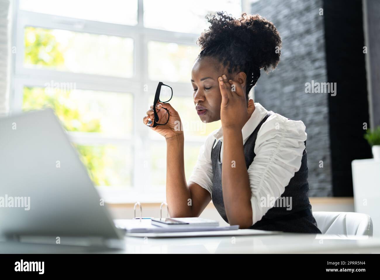 Eye Pain And Inflammation. Woman With Retina Fatigue And Spasm Stock ...