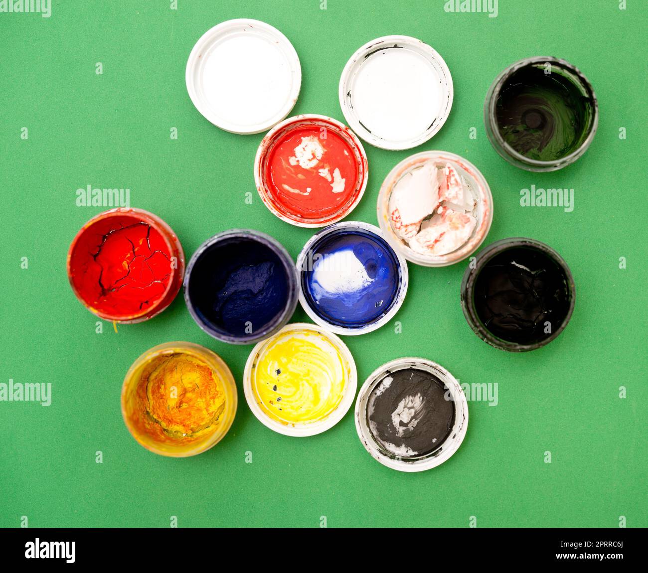 Artistic artist green round hi-res stock photography and images - Alamy