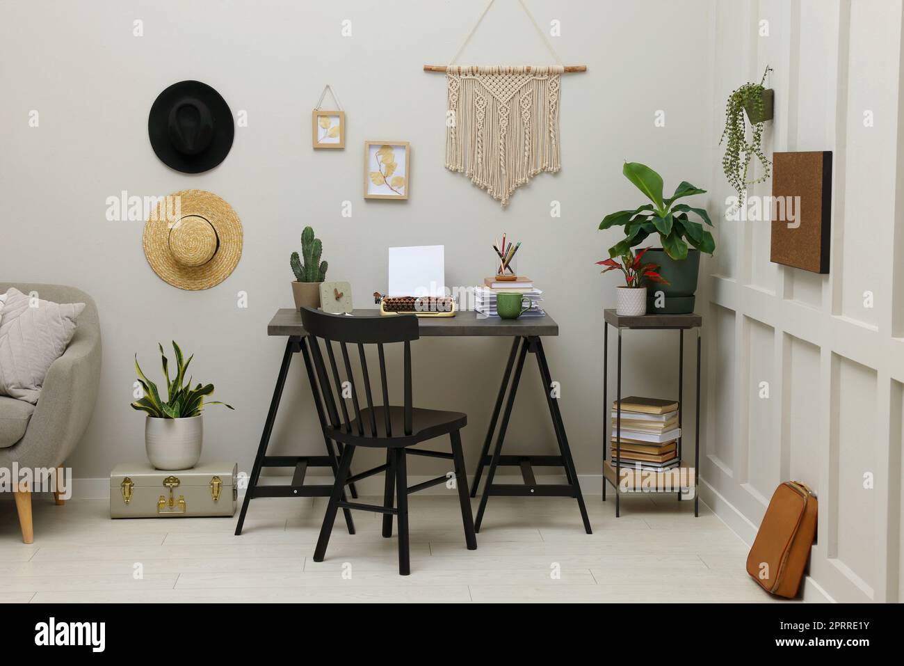 Writer's workplace with typewriter on dark table desk in room Stock ...