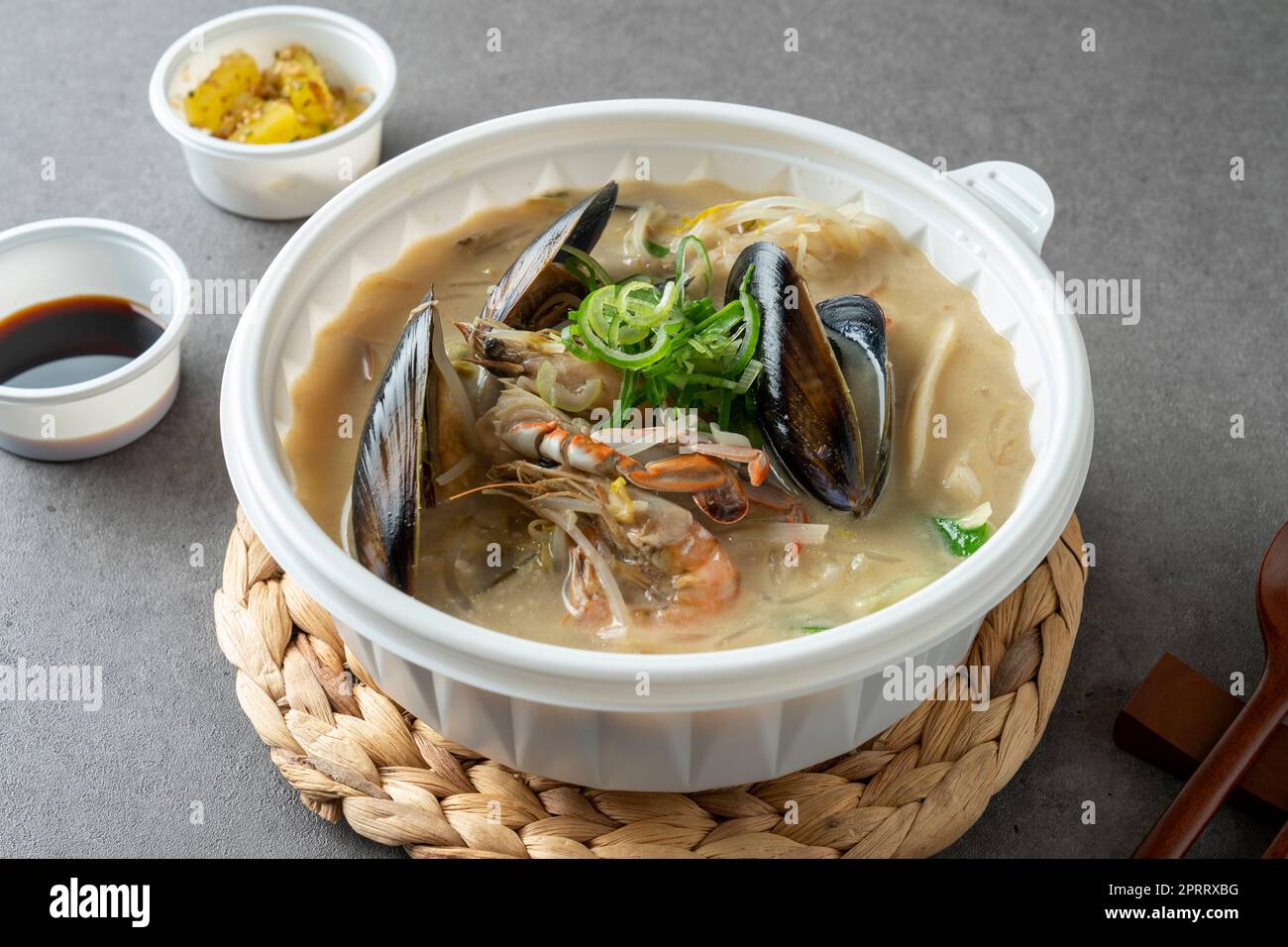 Fish Cake Soup Korean food dish Nagasaki and Spicy Seafood soup ...
