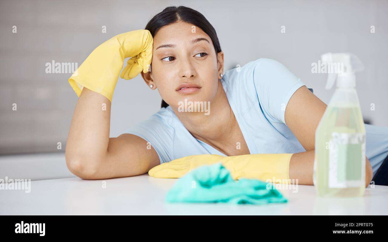 Unhappy housewife hi-res stock photography and images - Alamy