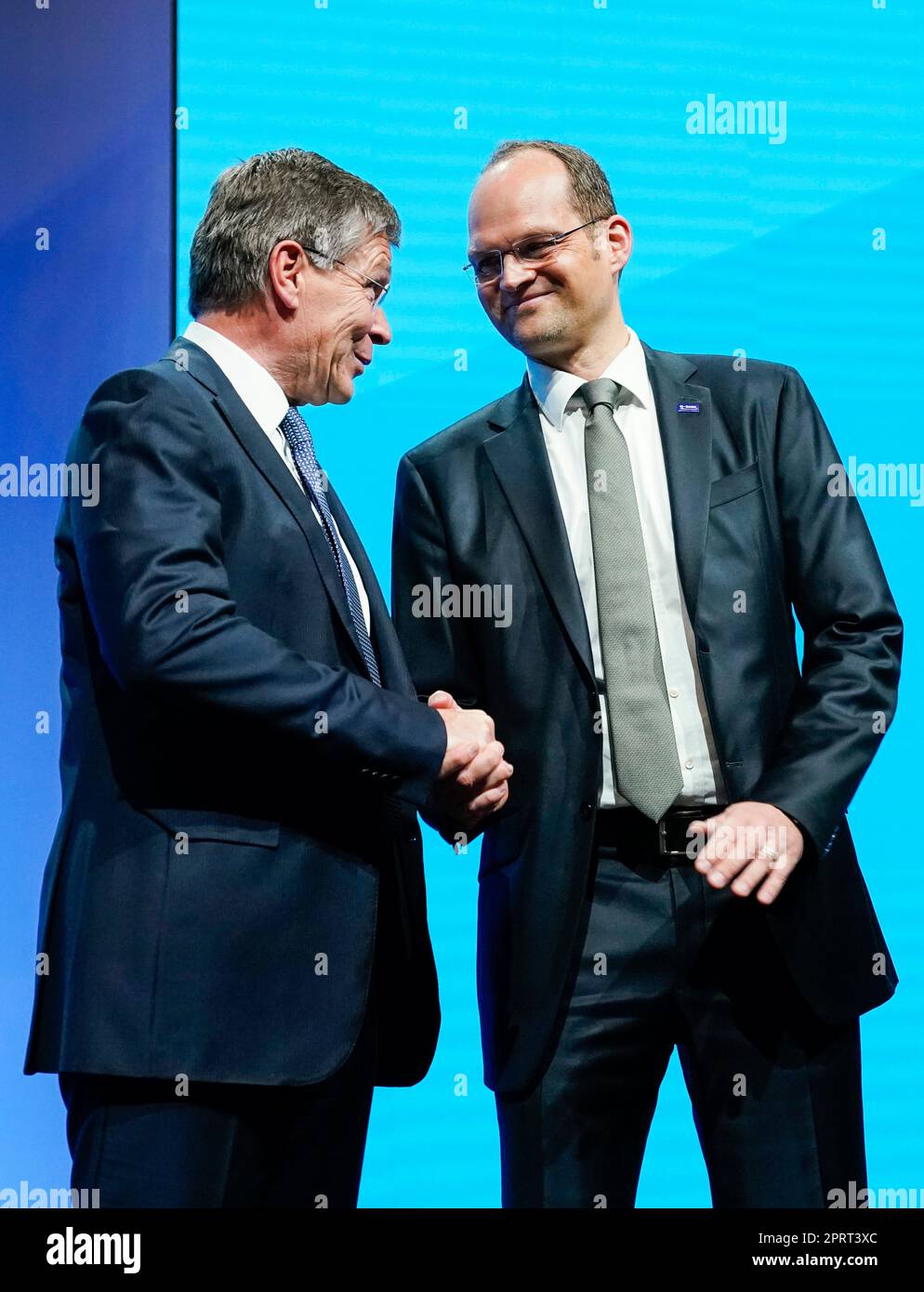 Mannheim, Germany. 27th Apr, 2023. Dirk Elvermann (r), new Chief ...