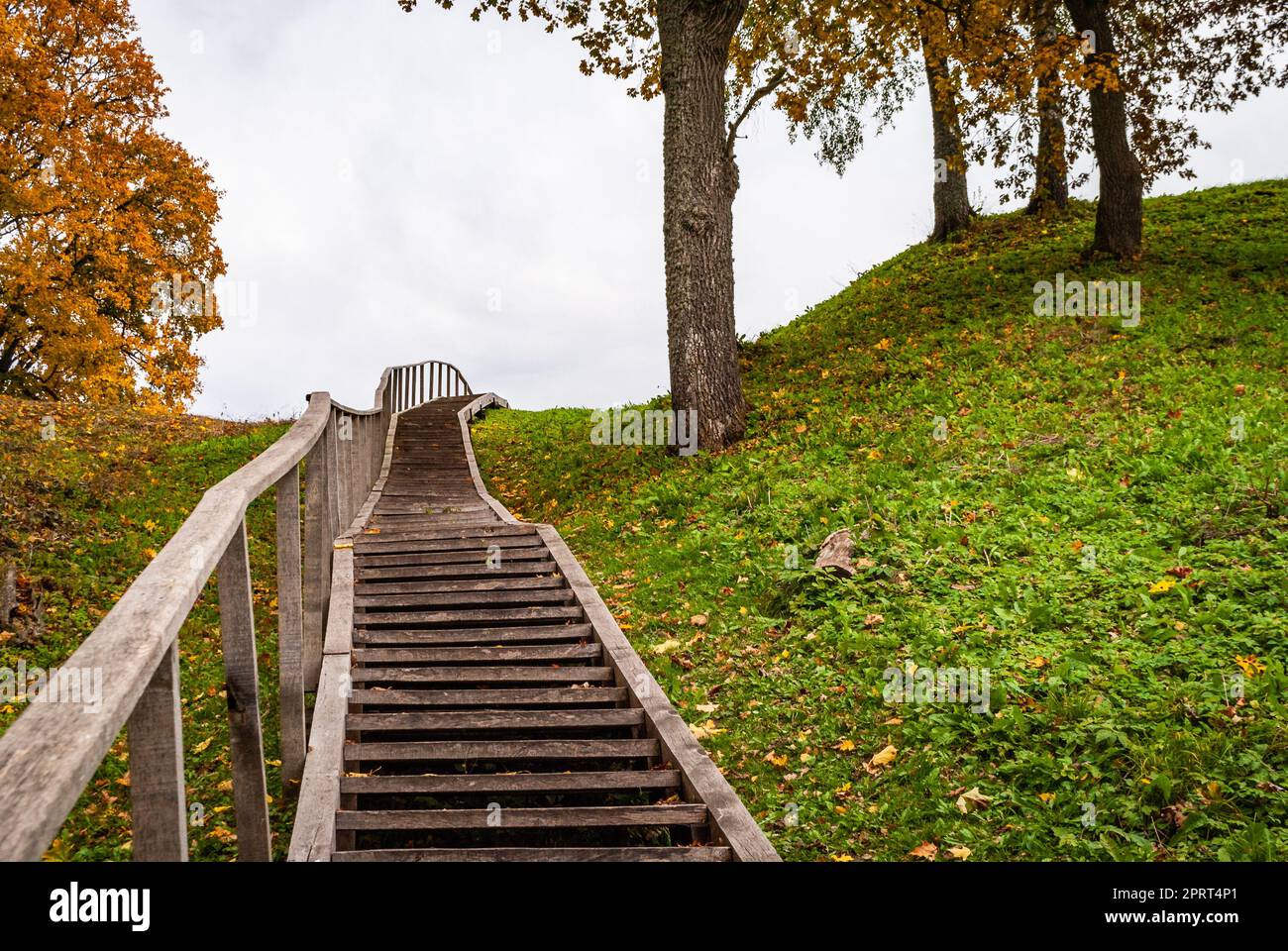 Wooden steps up steep hill hi-res stock photography and images - Alamy