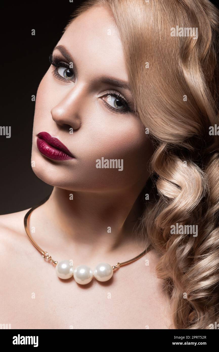 Beautiful Blonde In A Hollywood Manner With Curls Red Lips Beauty