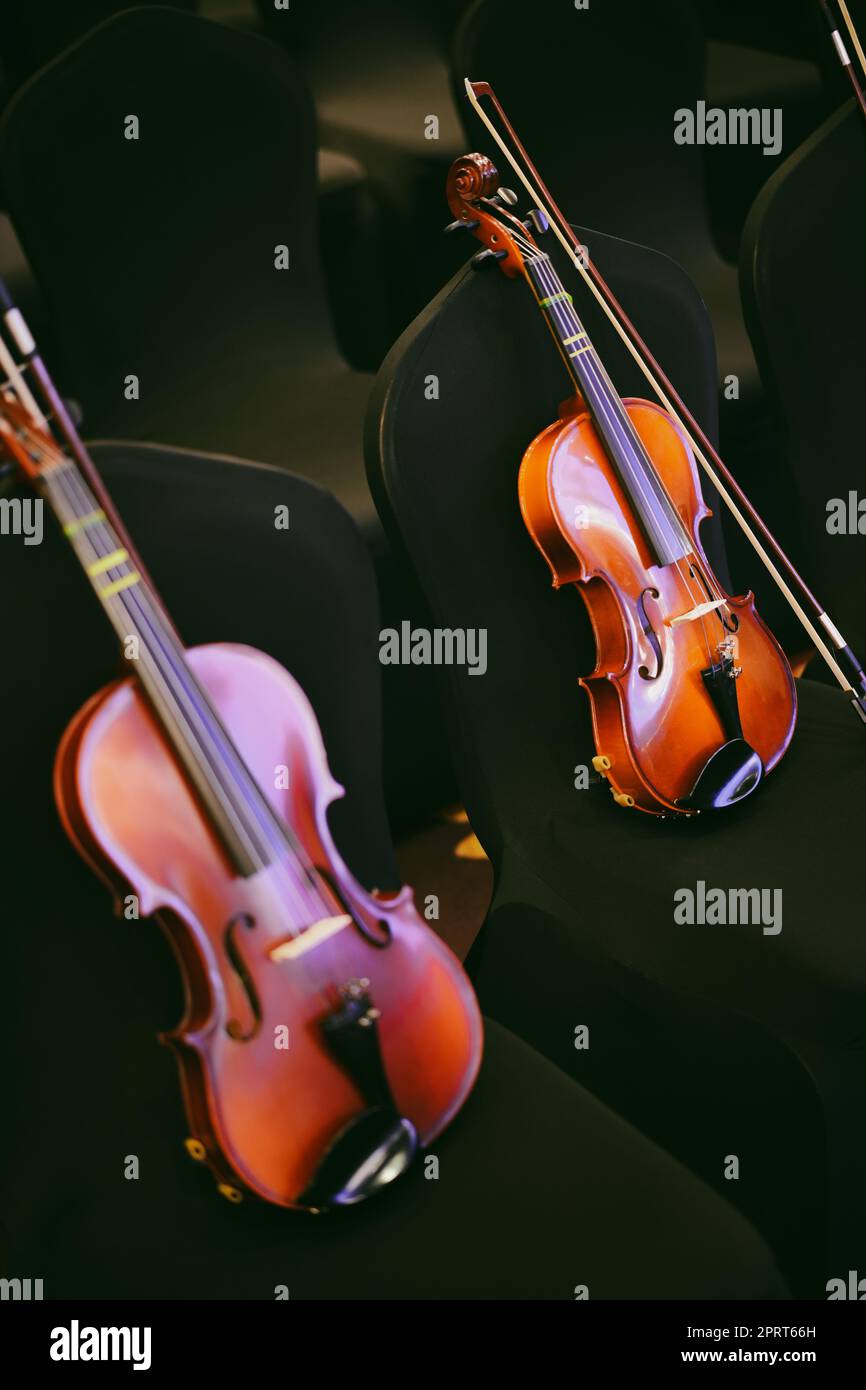 Two strings to her bow hi-res stock photography and images - Alamy